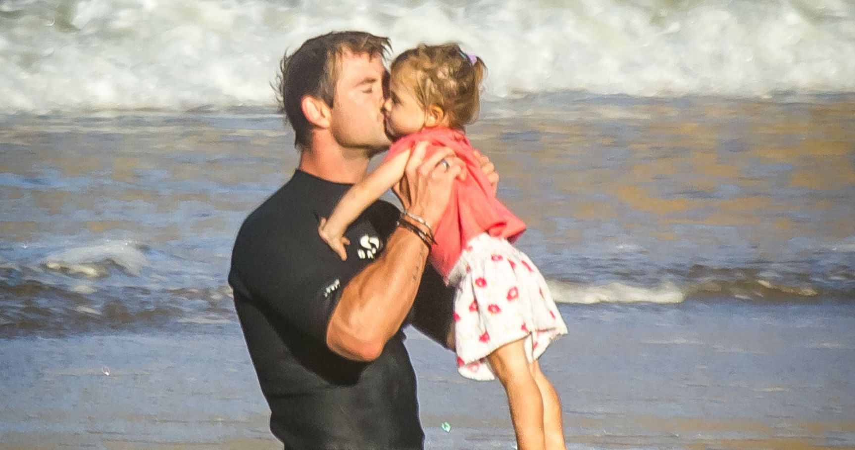 Top 15 Hottest Celebrity Dads Therichest
