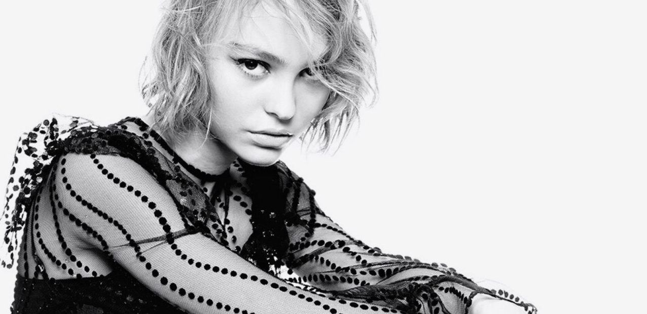 Johnny Depps Daughter Lilyrose Steps Out Into The Style