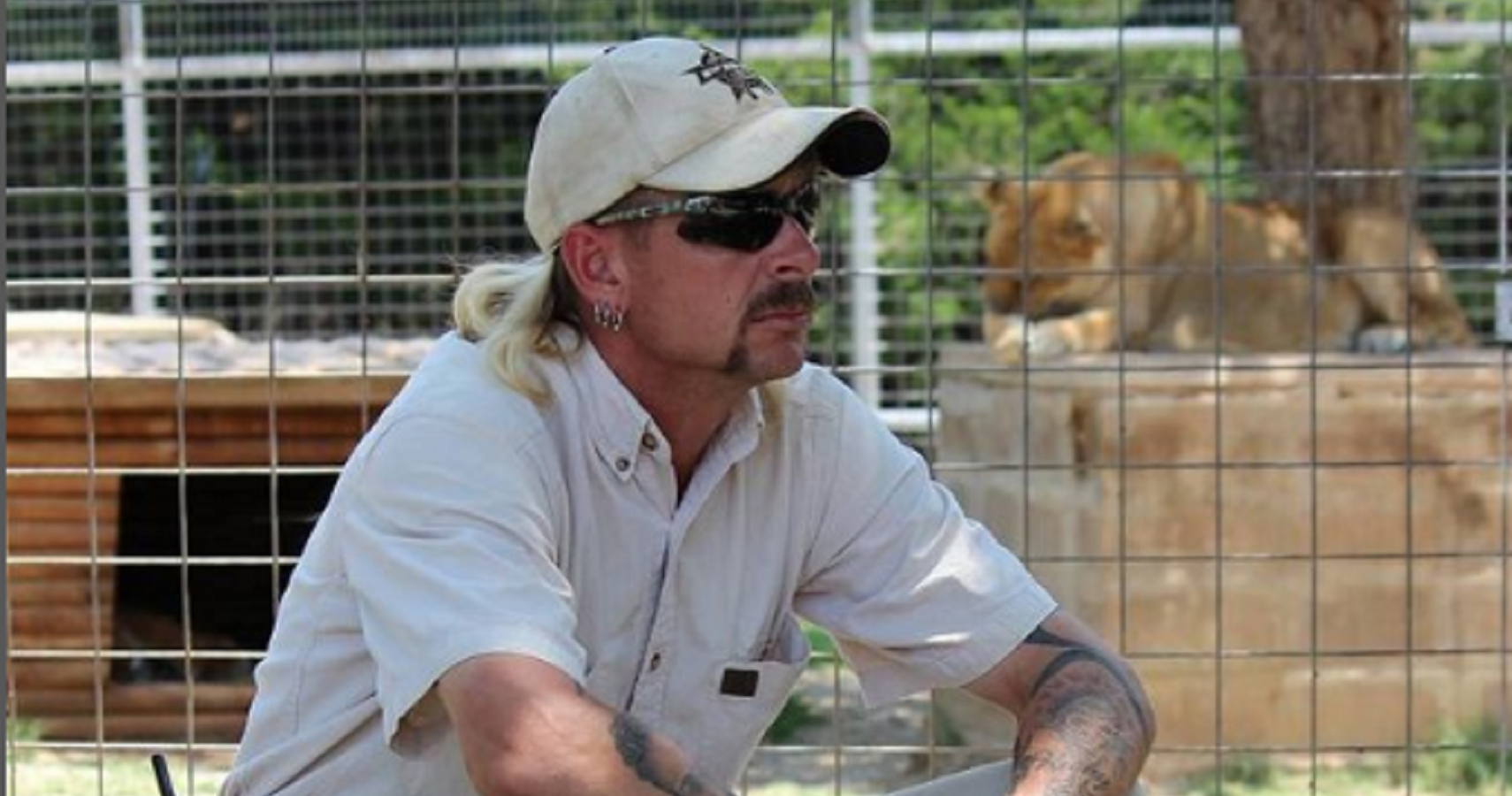 Joe Exotic Started A GoFundMe Campaign To Pay Back $500,000 To Carole ...