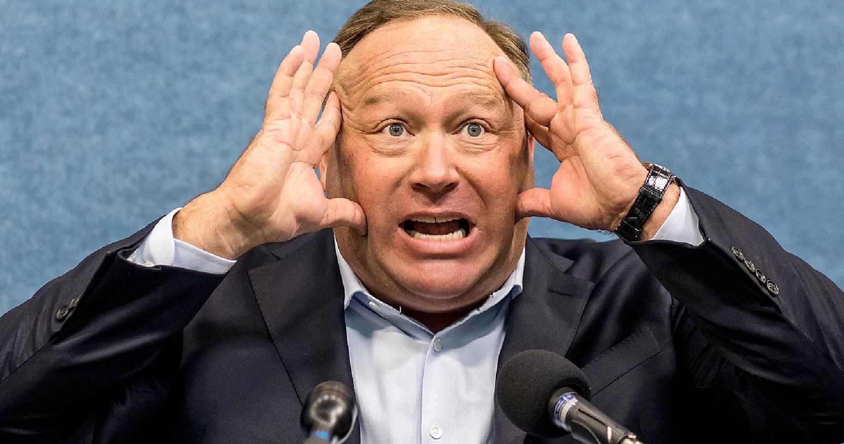Alex Jones Ex Wife Says He Doesn t Pay Child Support Despite Lavish alex-jones-ex-wife-says-he-doesn-t-pay-child-support-despite-lavish