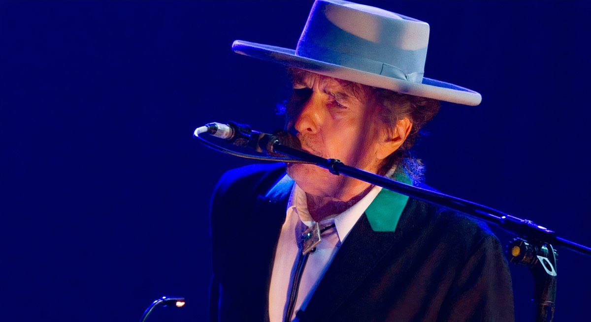 Like a Rolling Stone: The Evolution Of Bob Dylan's Net Worth